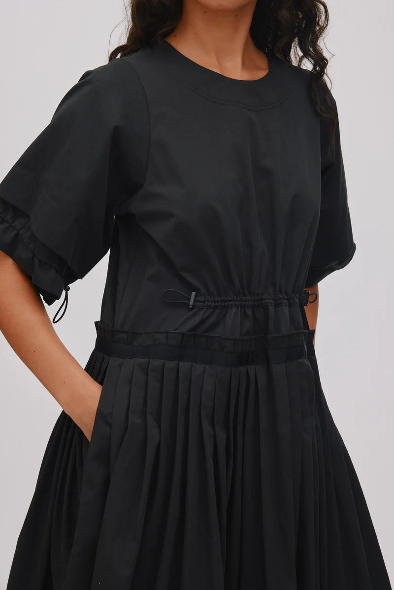 Telma Light Fusion Dress Caviar Black – My Little Showroom
