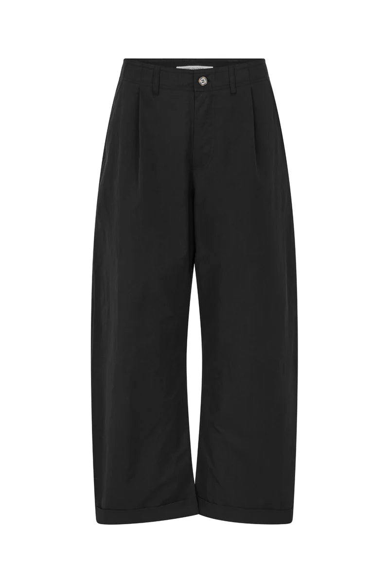 Thalia Light Fusion Pants Caviar Black – My Little Showroom